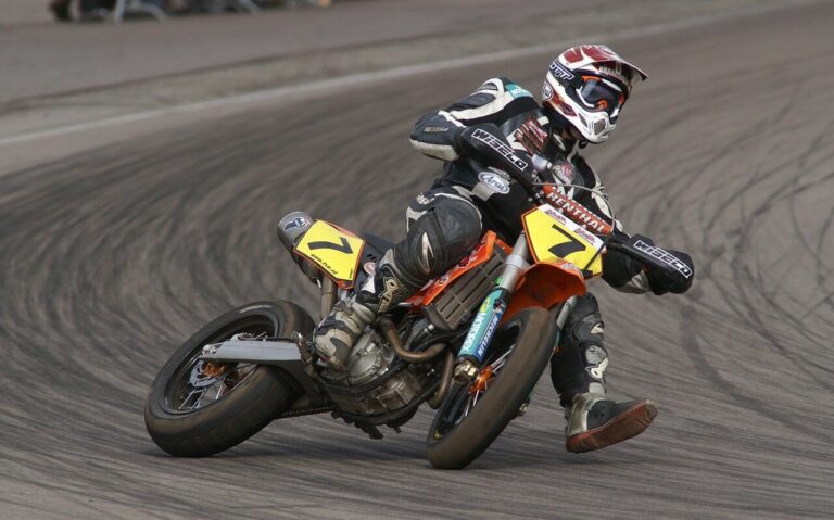 Motorcycle Rear Brake: When to Use Rear Brakes on a Motorcycle?